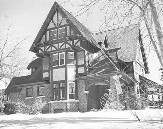 Hill, I. Vernon (1872–1904) | MNopedia